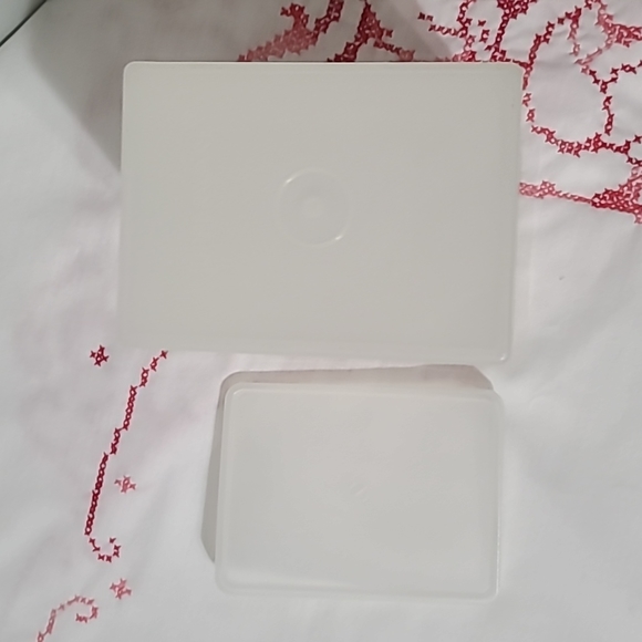 Tupperware | Kitchen | Vintage Tupperware 2 Gallon Ice Cream Container ...